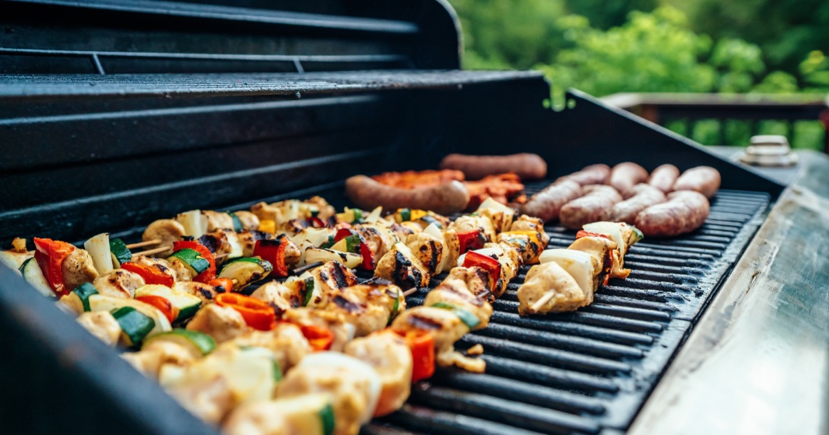 How to Barbecue Safely: BBQ Safety Tips, Rules & Regulations | National ...